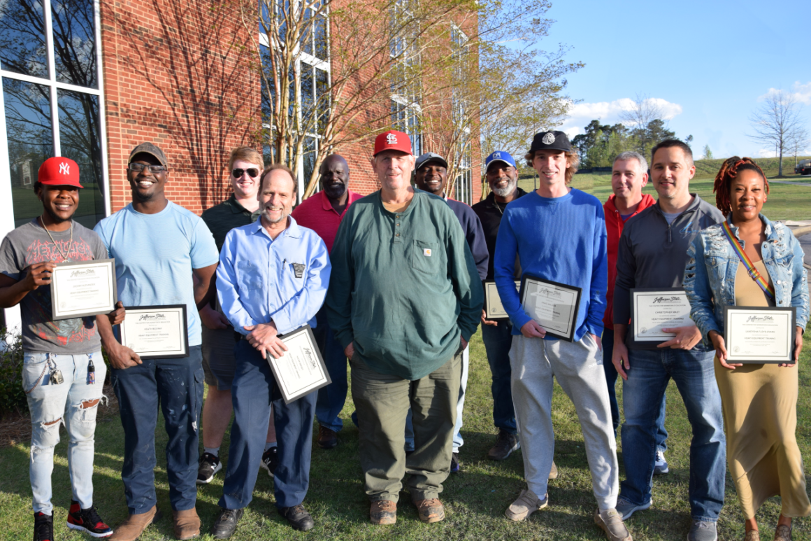 Heavy Equipment Operator Class Completes Program - Jefferson State ...
